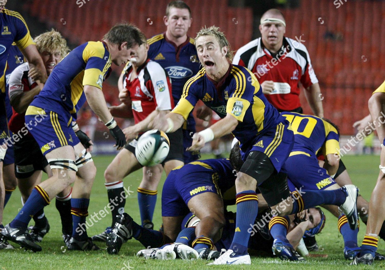 Highlanders Scrumhalf Jimmy Cowan Gets Ball Editorial Stock Photo ...
