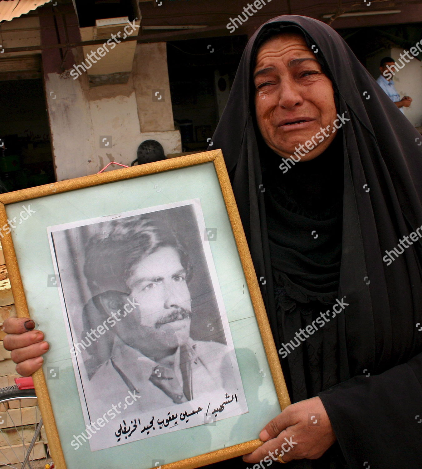 Iraqi Woman Carries Picture Her Son Editorial Stock Photo - Stock Image ...