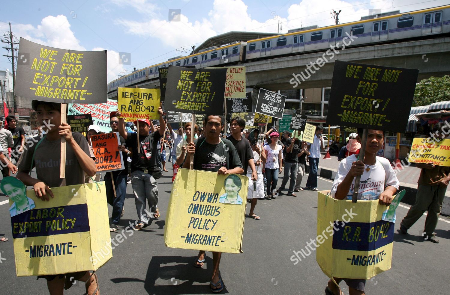 Filipino Protesters Hold Placards Boxes Images Editorial Stock Photo ...