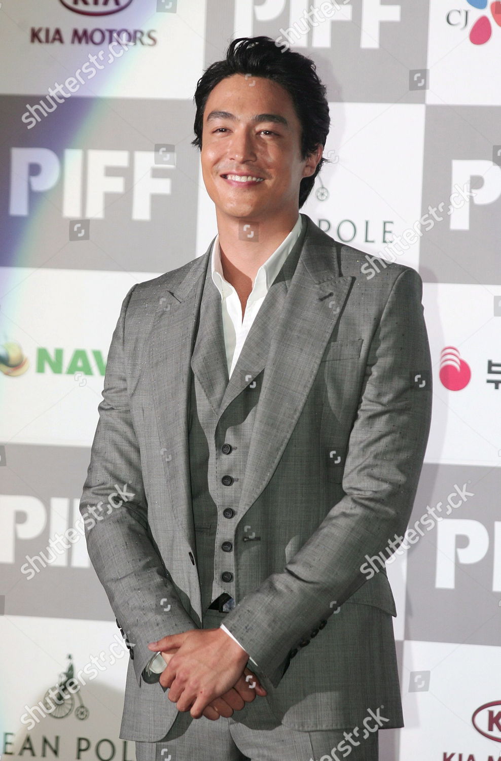 Americankorean Actor Daniel Phillip Henney Poses Editorial Stock Photo ...