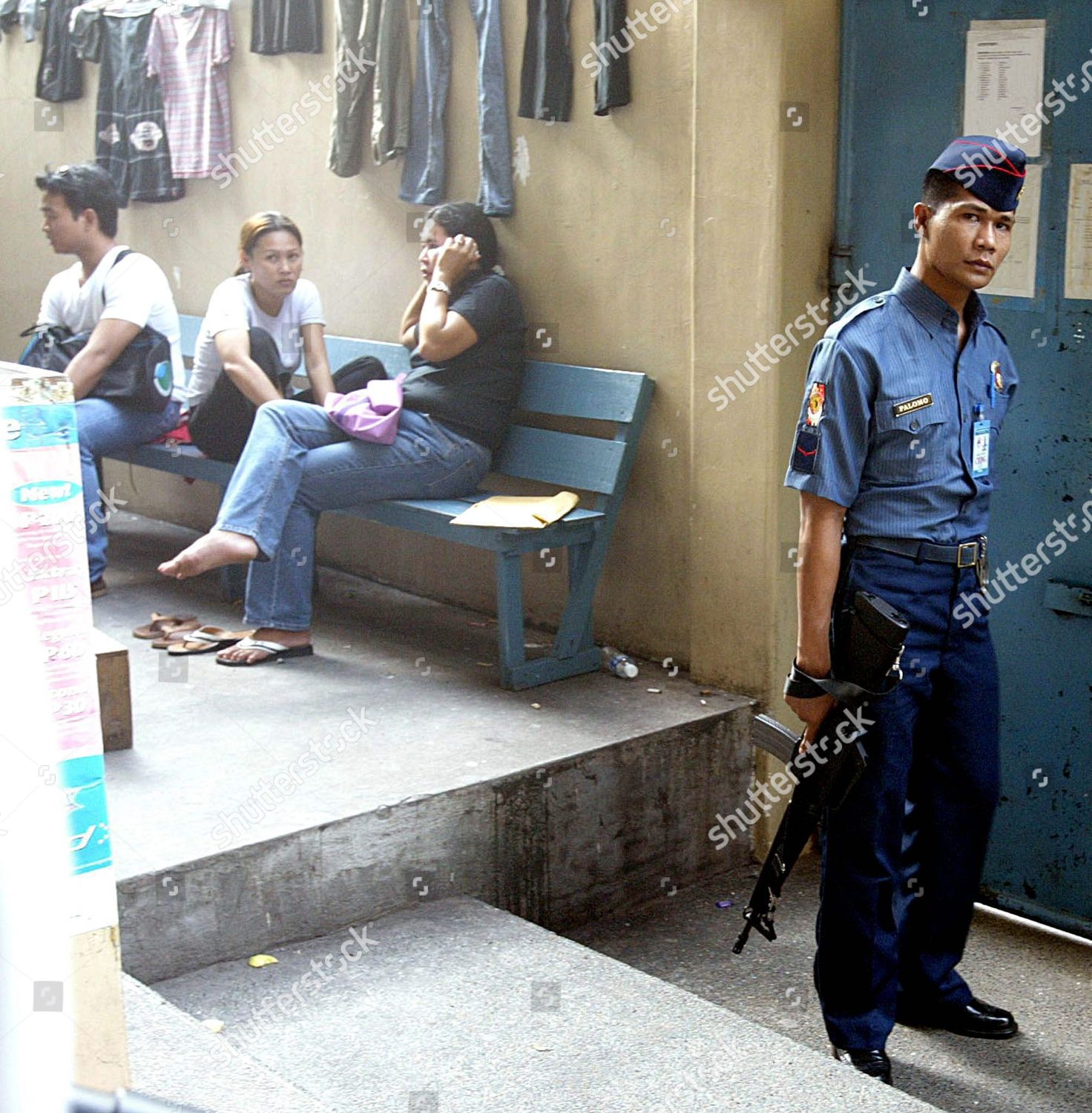 Filipino Policeman Armed M16 Rifle Guards Editorial Stock Photo - Stock ...