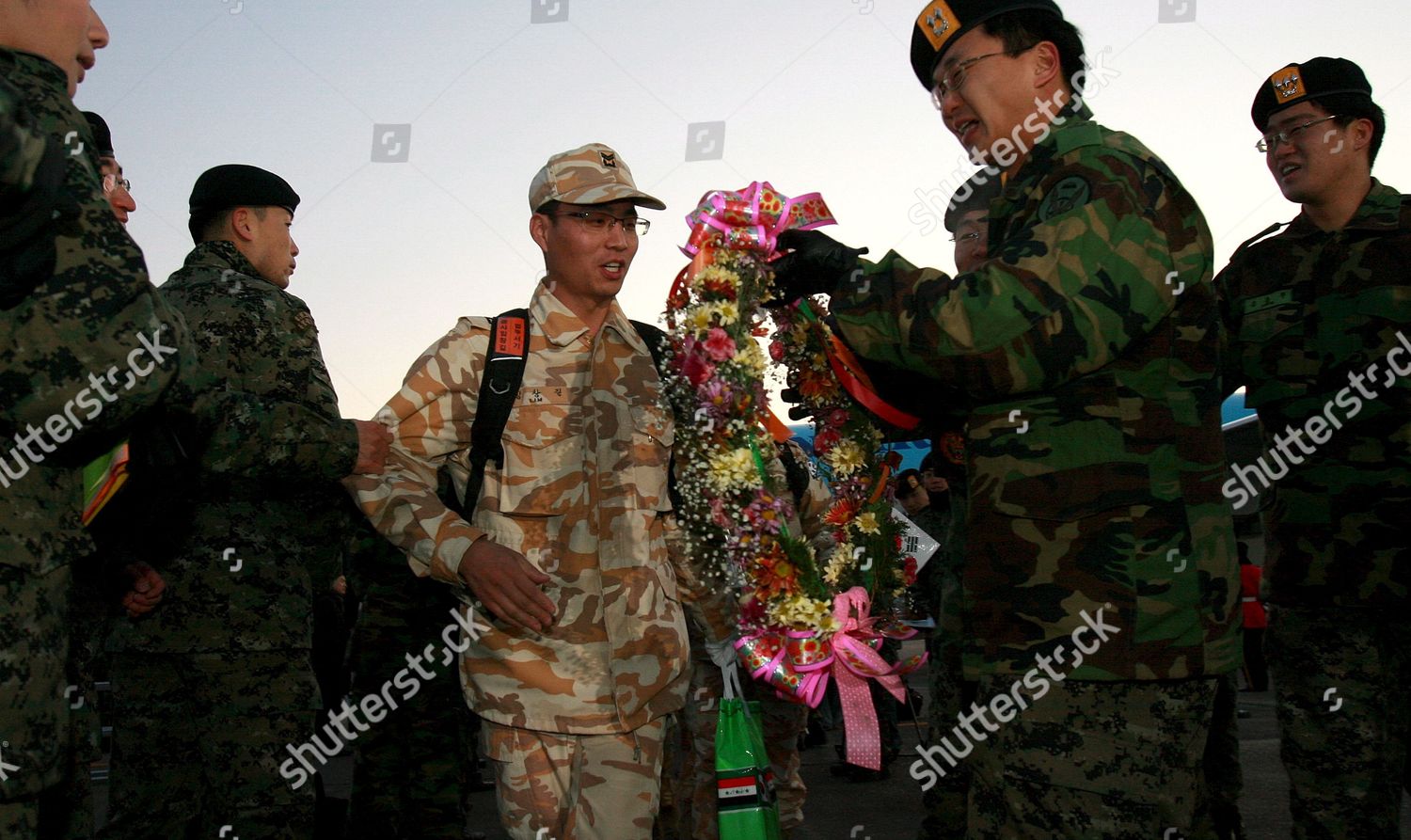 South Korean Soldiers Greet Colleagues Zaytun Editorial Stock Photo ...