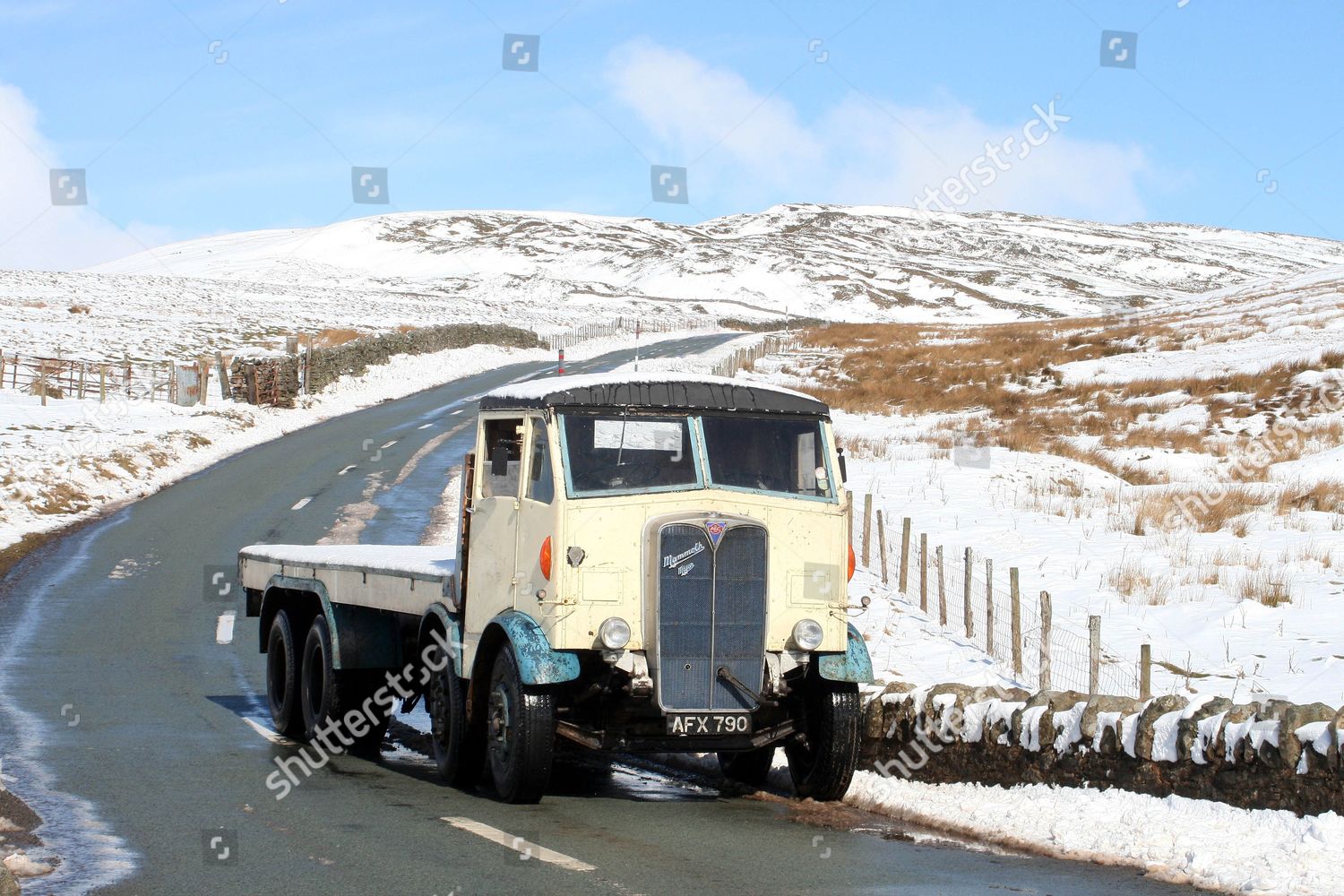1939 Aec Mammoth Major Mk2 Owned Editorial Stock Photo - Stock Image ...