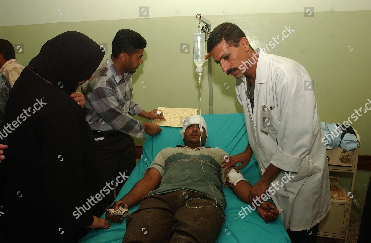 Iraqi Doctor Gives Treat Wonded Yarmouk Editorial Stock Photo - Stock ...