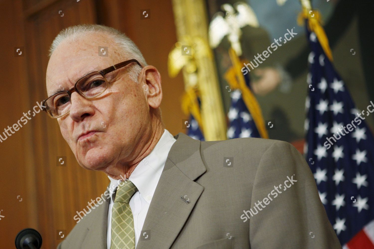 911 Commission Vice Chairman Lee Hamilton Editorial Stock Photo - Stock ...