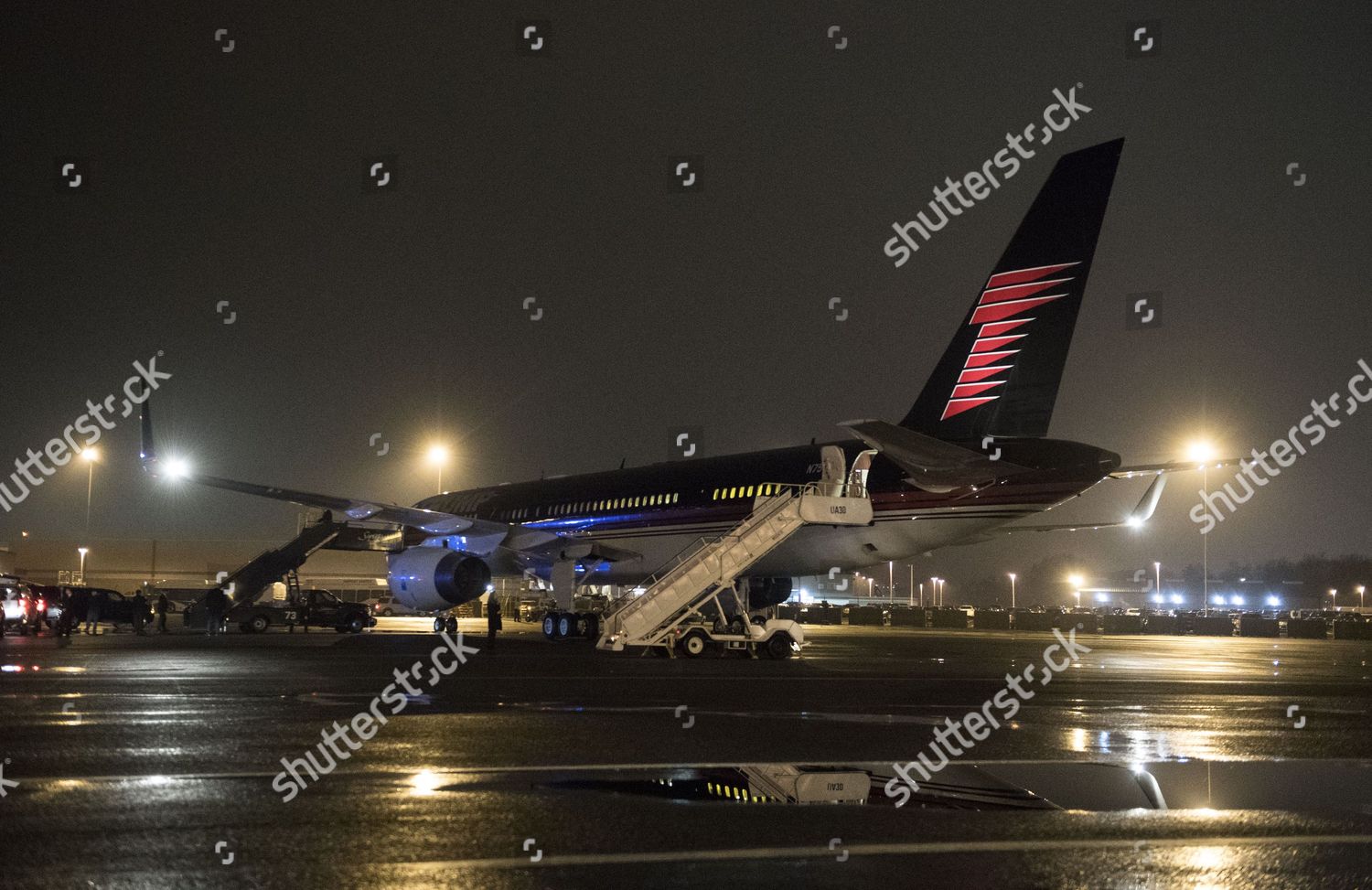 Us Presidentelect Donald Trumps Plane Seen Editorial Stock Photo ...