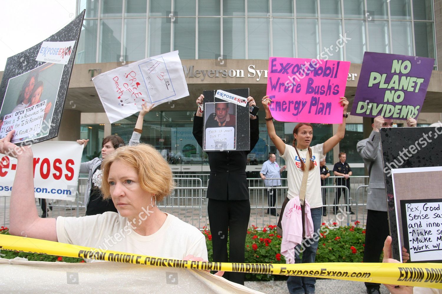 Members Exxpose Exxon Protest Exxonmobil Annual Editorial Stock Photo ...