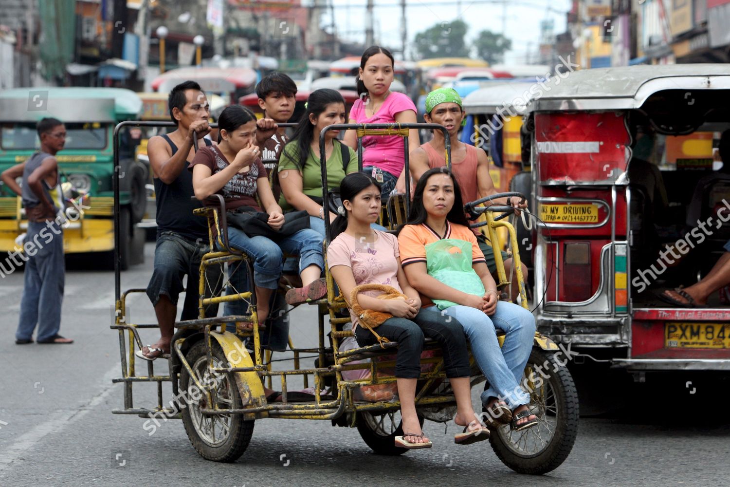 Group Filpinos Riding Kuliglig Cricket Motorpowered Editorial Stock ...