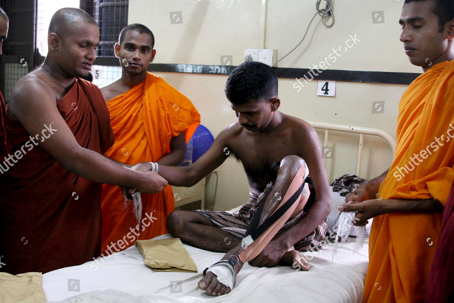 Sri Lankan Buddhist Monk Ties Ritual Editorial Stock Photo - Stock ...