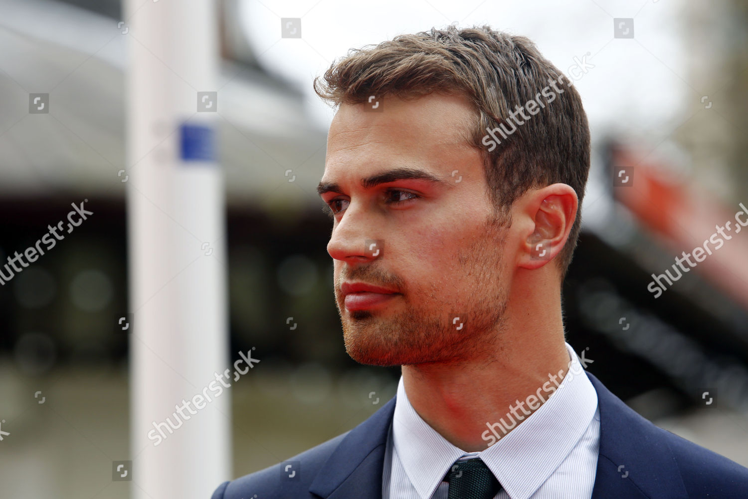 British Actorcast Member Theo James Arrives Editorial Stock Photo ...