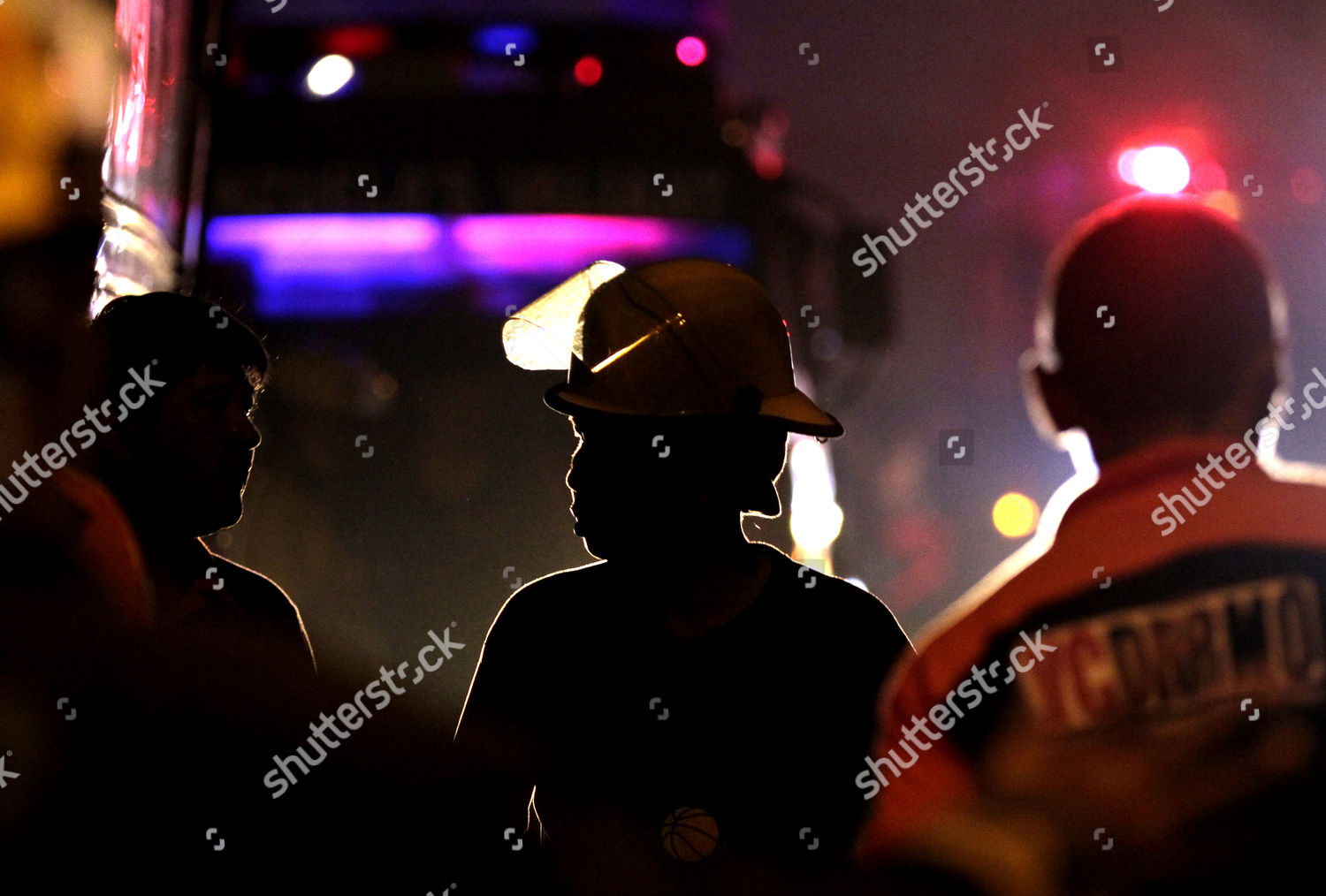 Filipino Fireman C Speaks Fire Investigators Editorial Stock Photo ...