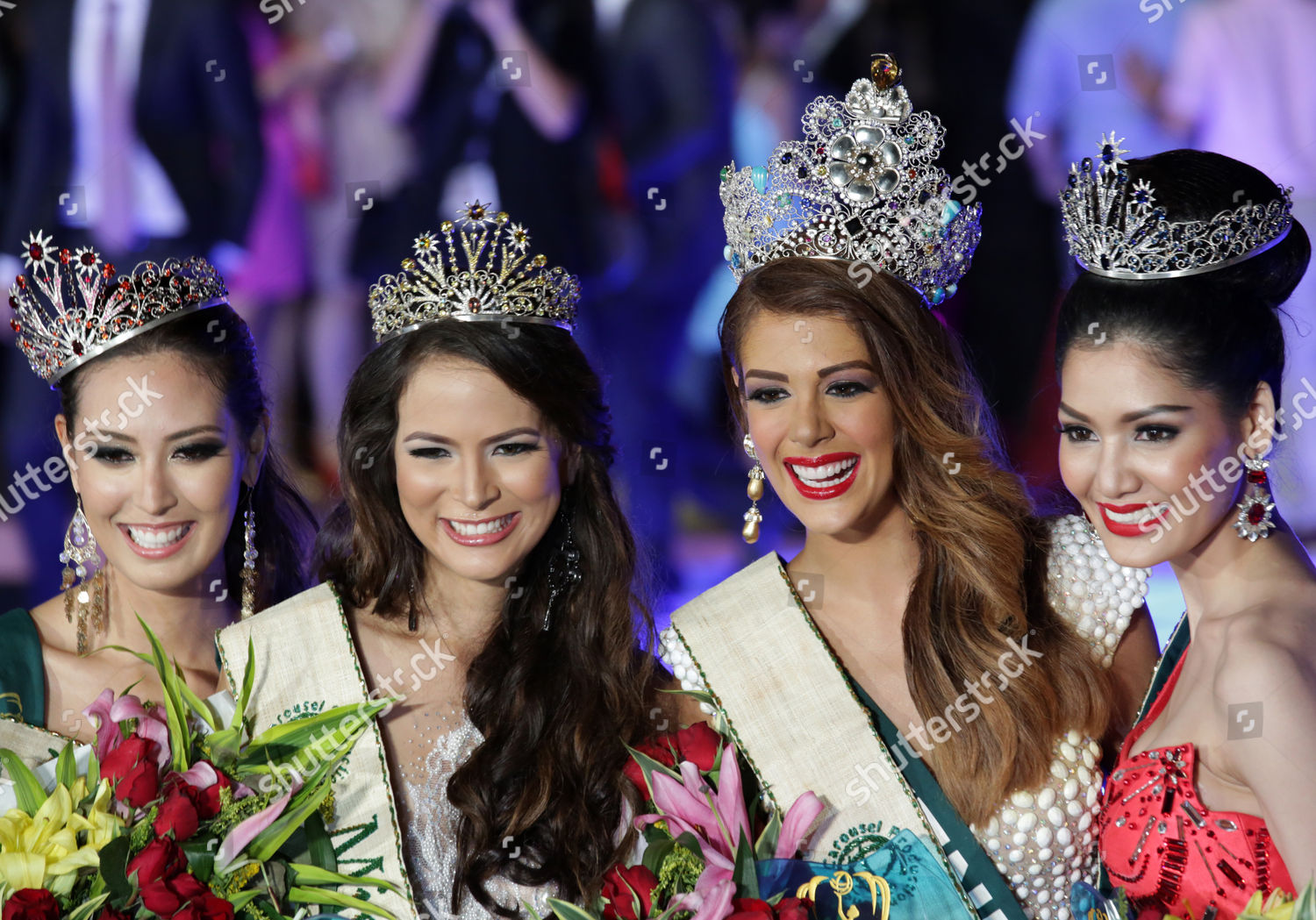 Newlycrowned Miss Earth 2013 Alyz Henrich Editorial Stock Photo - Stock ...