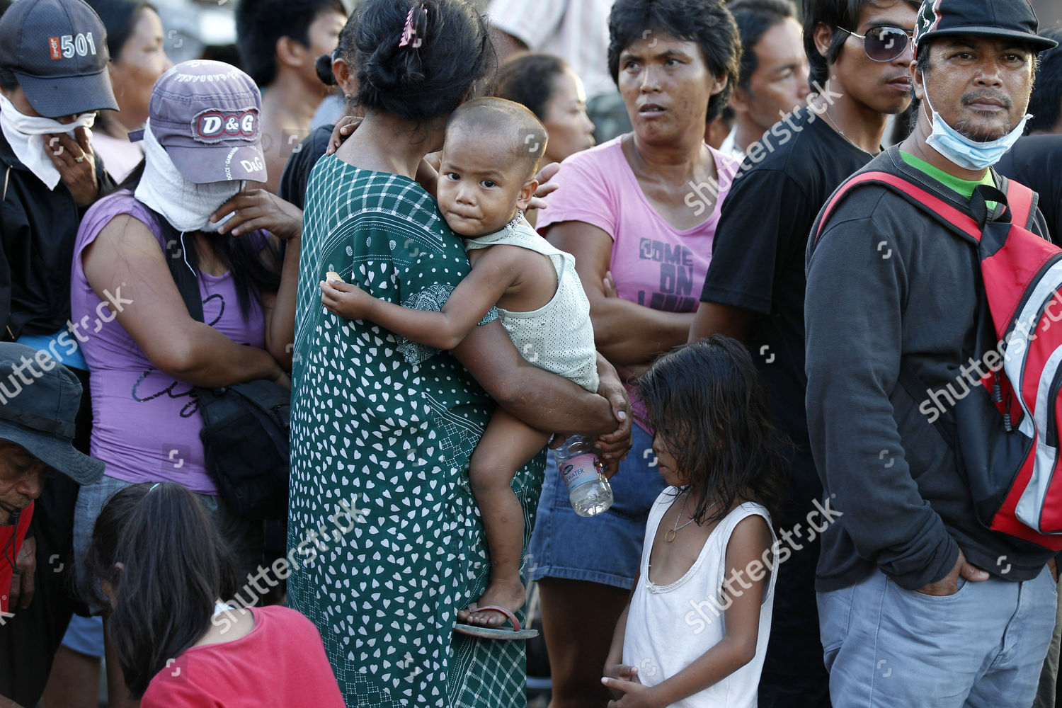 Filipino Typhoon Victims Queue Food Distribution Editorial Stock Photo ...