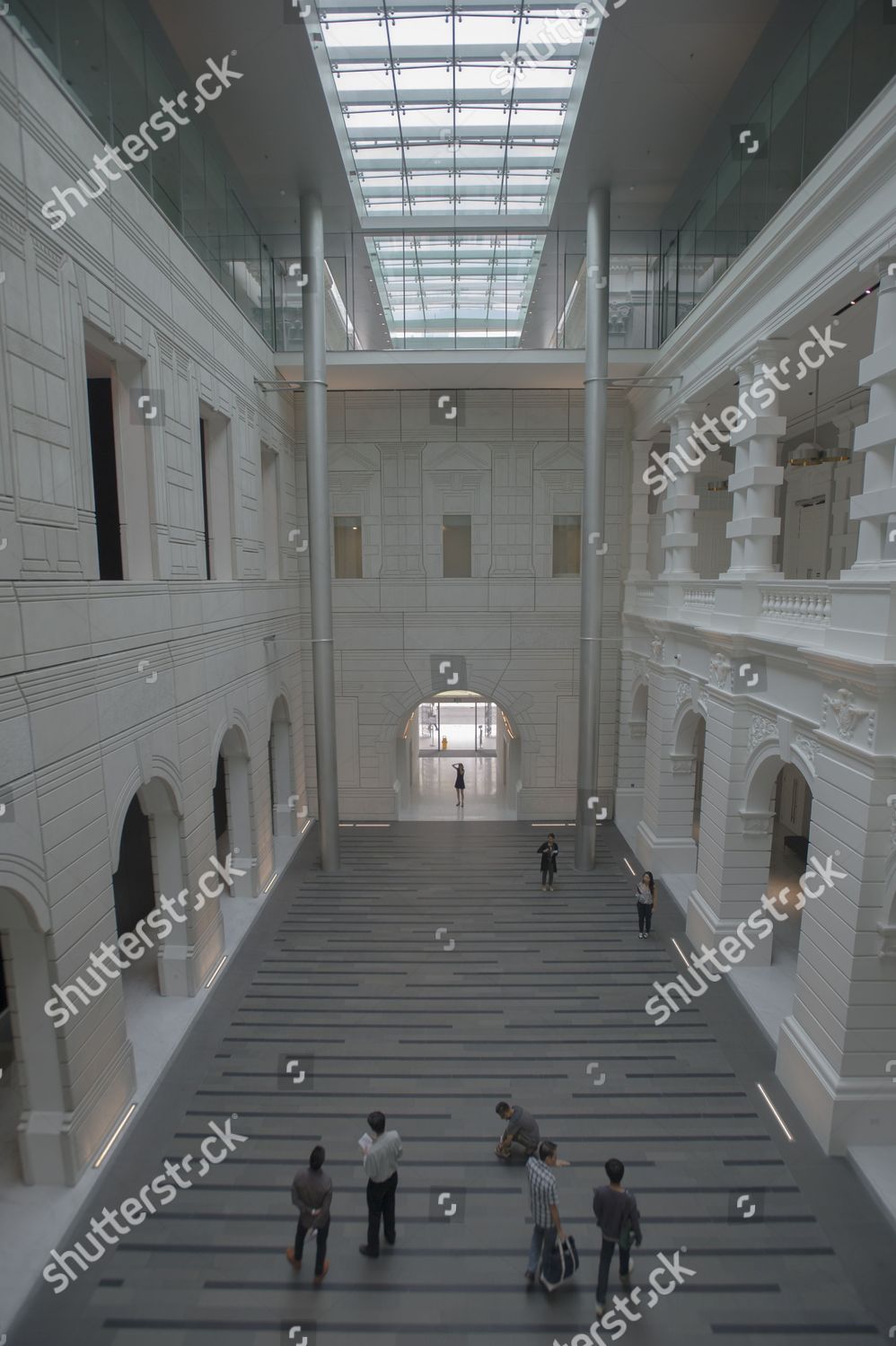 View Central Atrium Victoria Theatre Concert Editorial Stock Photo ...