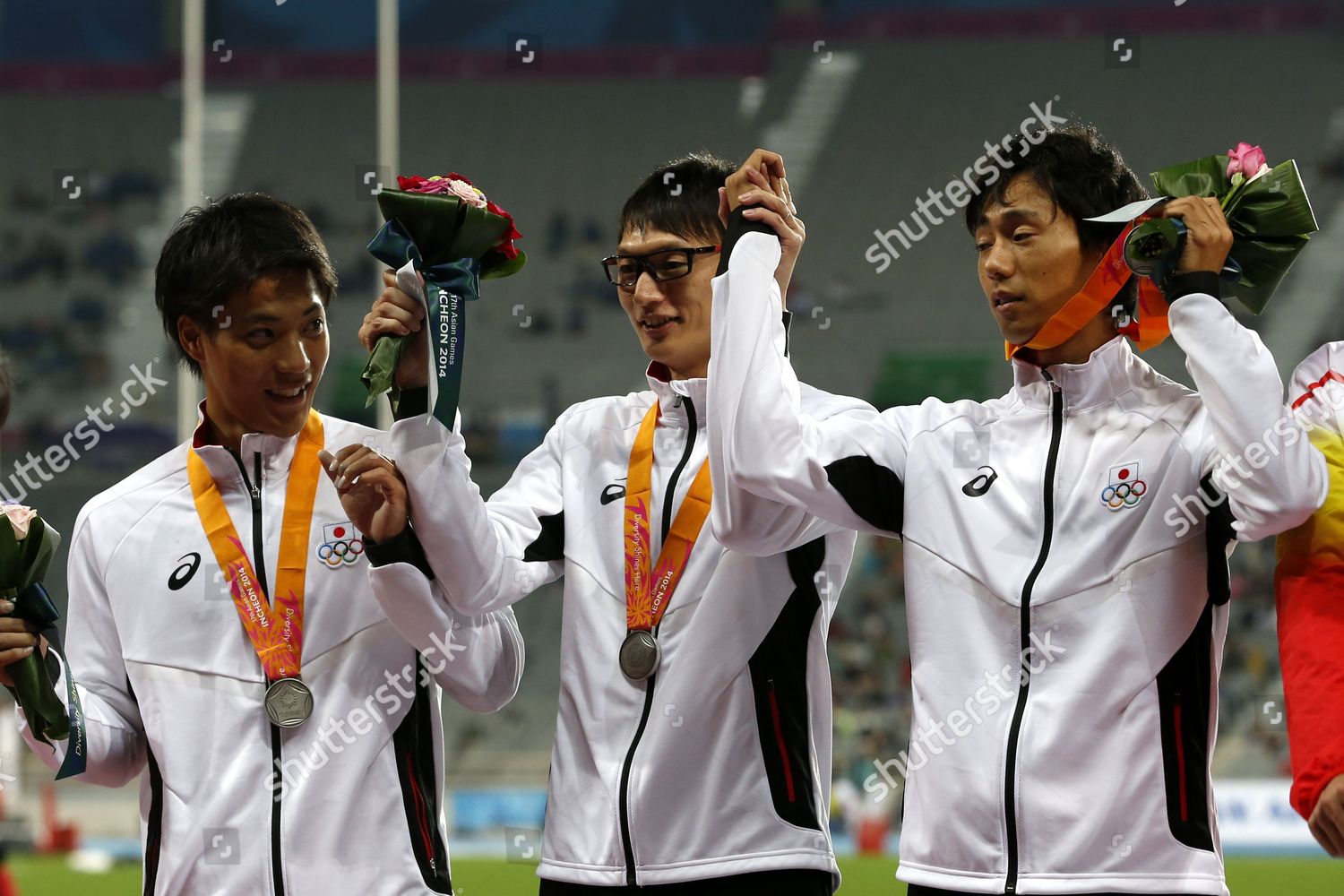 Japan Relay Pose Their Silver Medals Editorial Stock Photo - Stock ...
