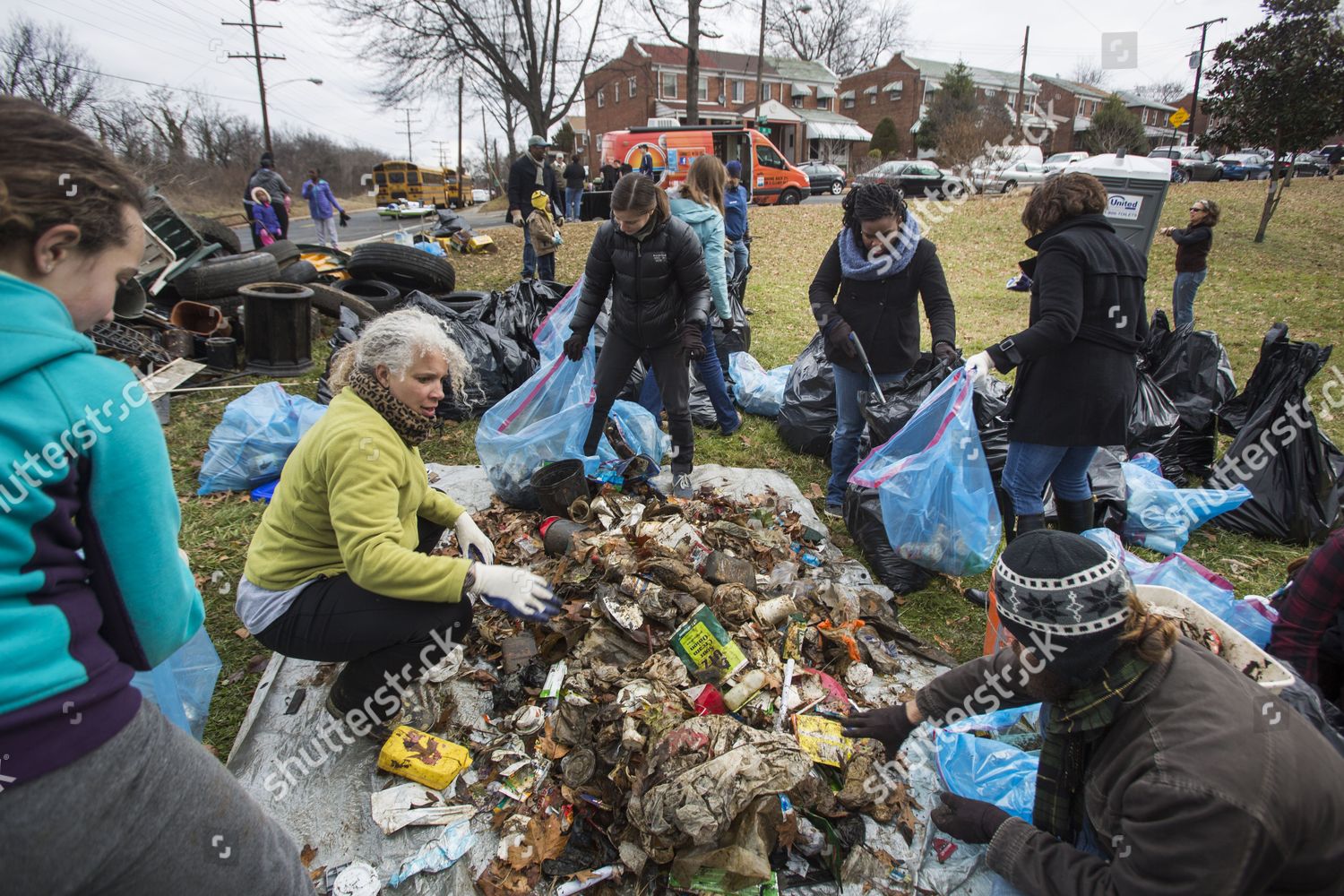 Volunteers Environmental Groups Anacostia Riverkeeper Pope Editorial ...