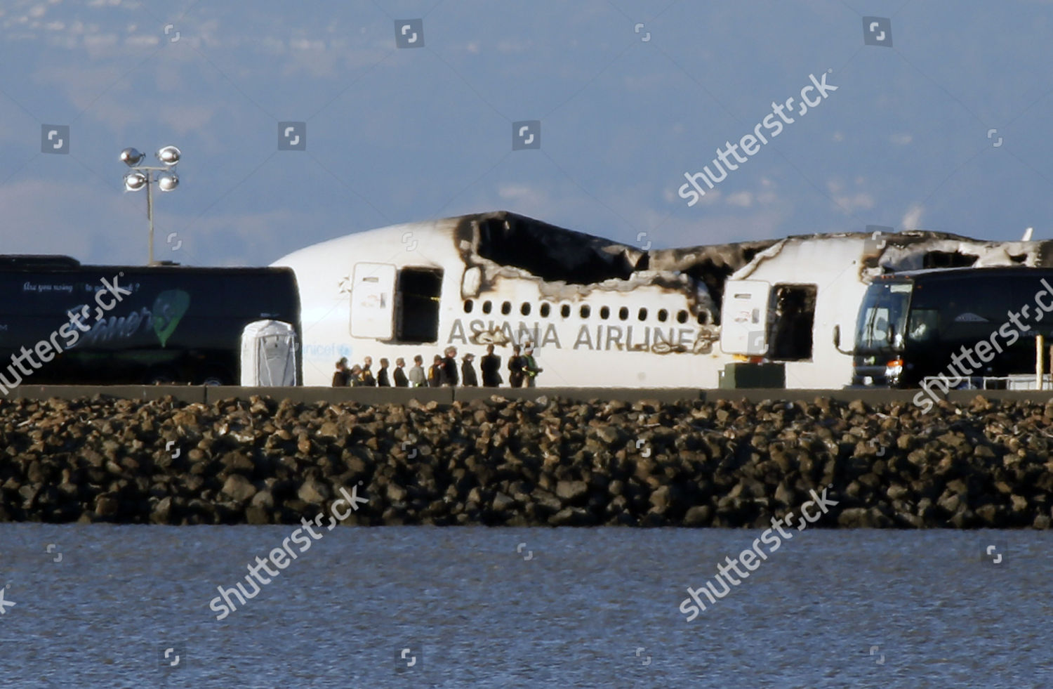 Survivors Asiana Airlines Flight 214 Return Editorial Stock Photo ...