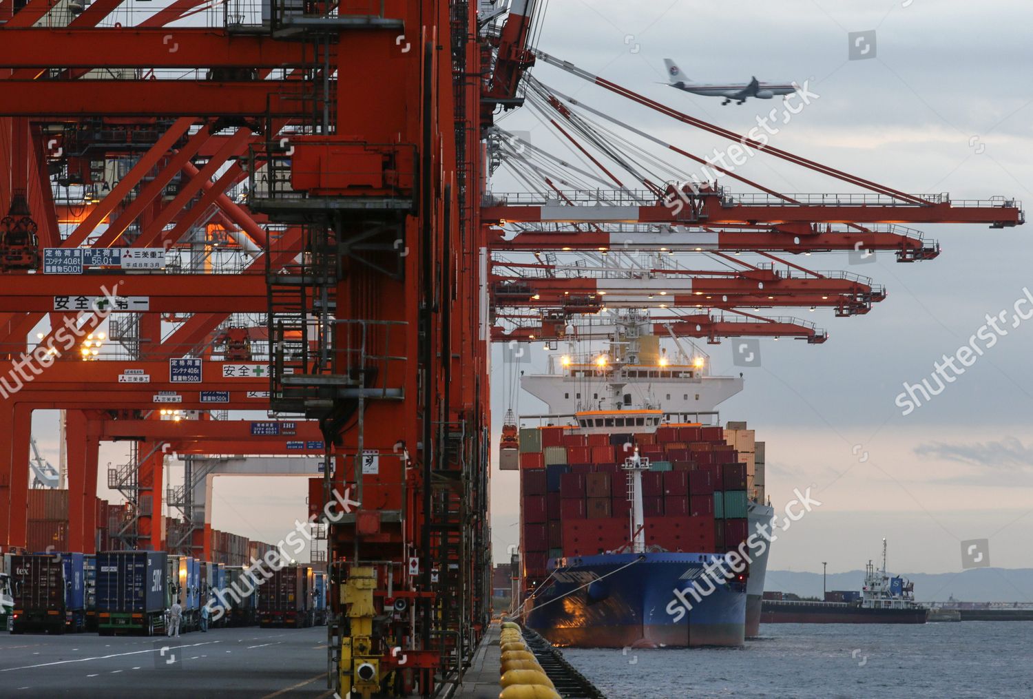 Containers Unloaded Cargo Vessel Truck Make Editorial Stock Photo ...