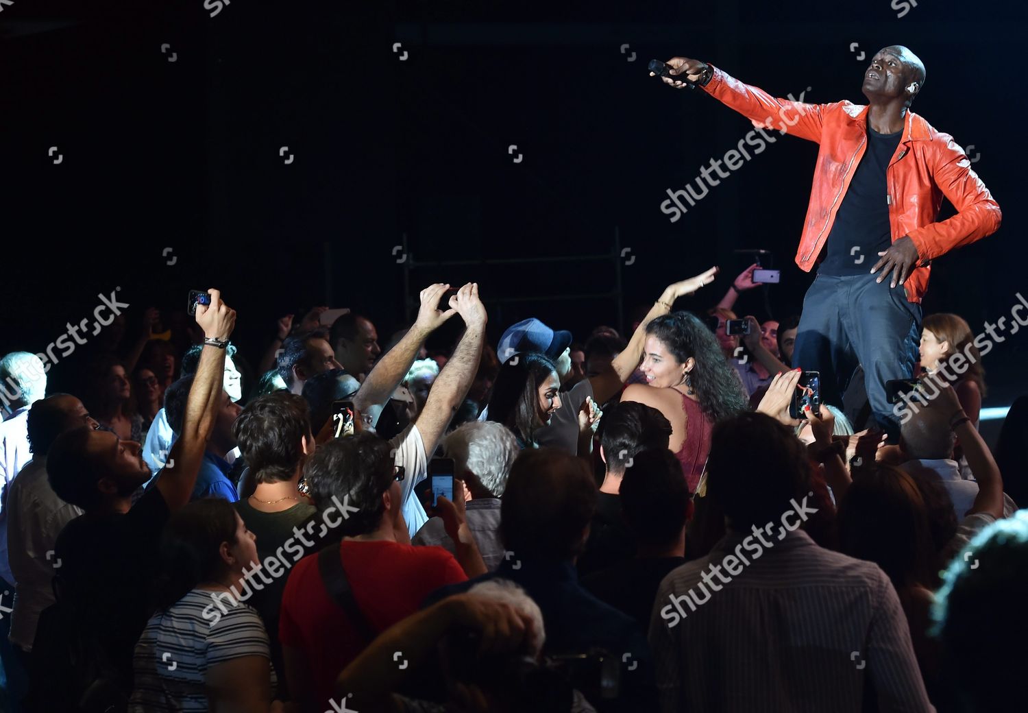 British Singer Songwriter Seal R Performs Editorial Stock Photo - Stock ...