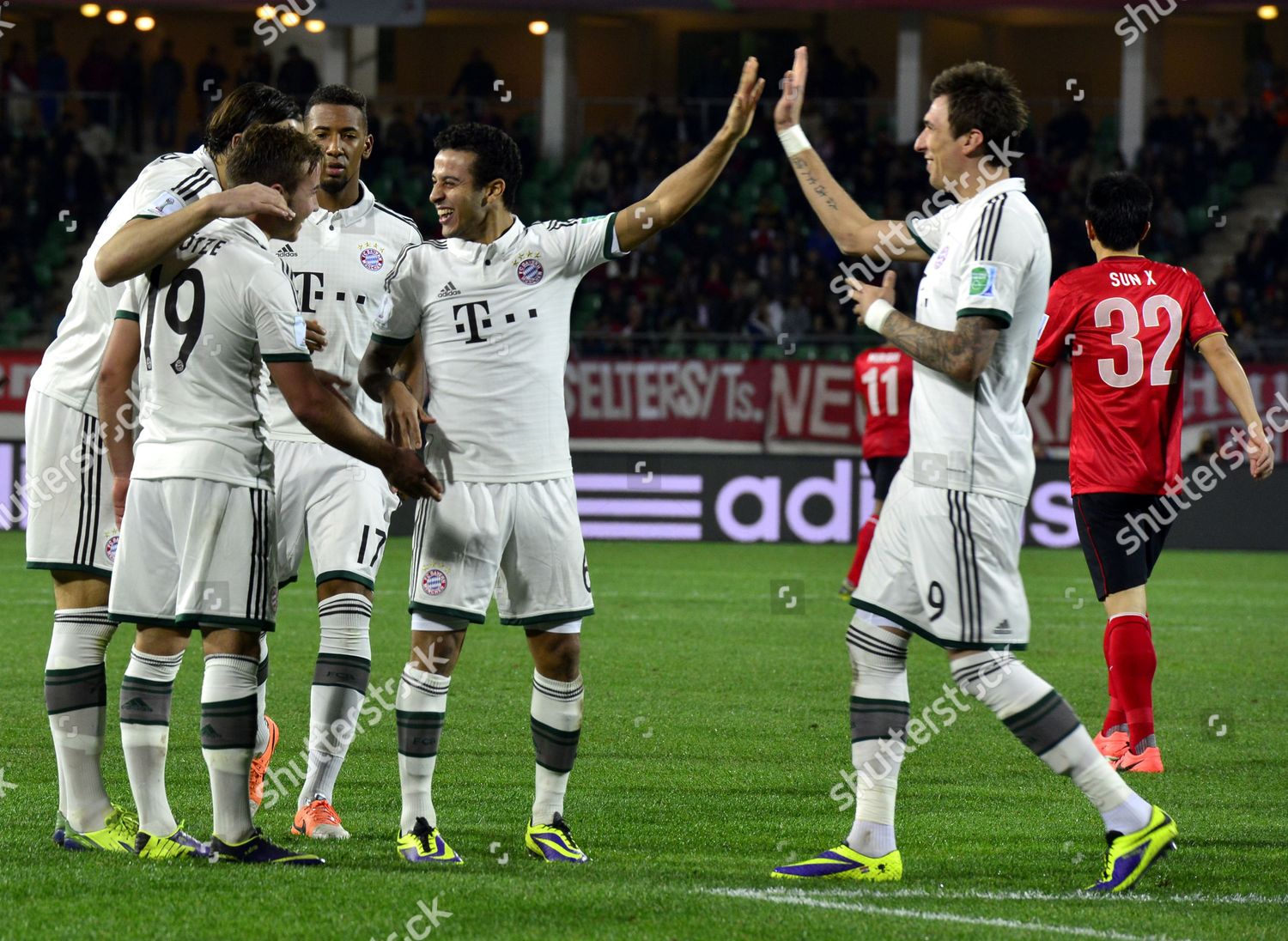 Fc Bayern Munich Players Celebrate Scoring Editorial Stock Photo ...