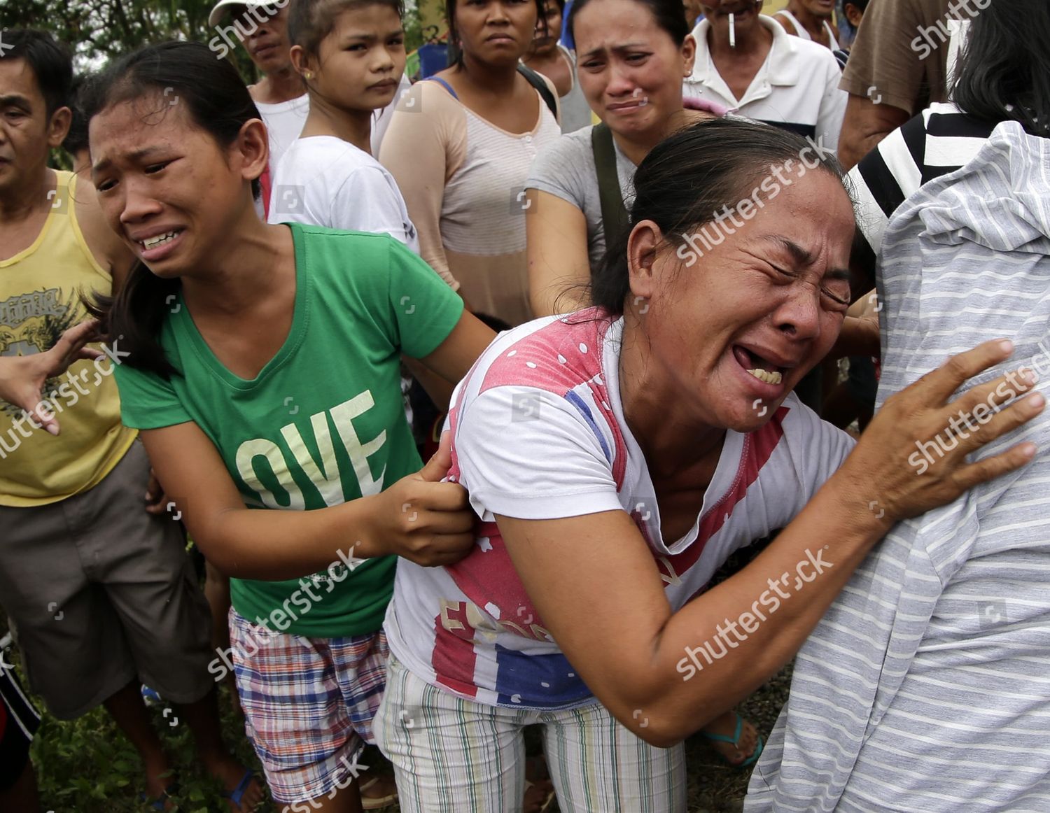 Filipino Typhoon Victims Cry Upon Seeing Editorial Stock Photo - Stock ...