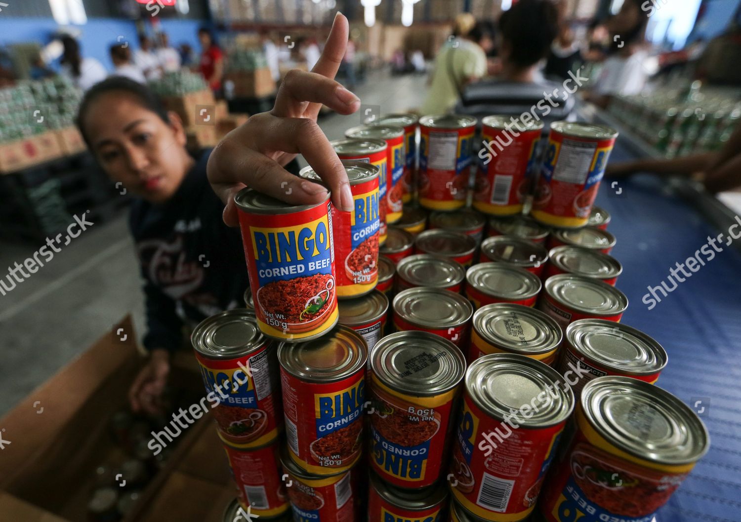 Filipino Volunteers Prepare Relief Goods Typhoon Editorial Stock Photo ...