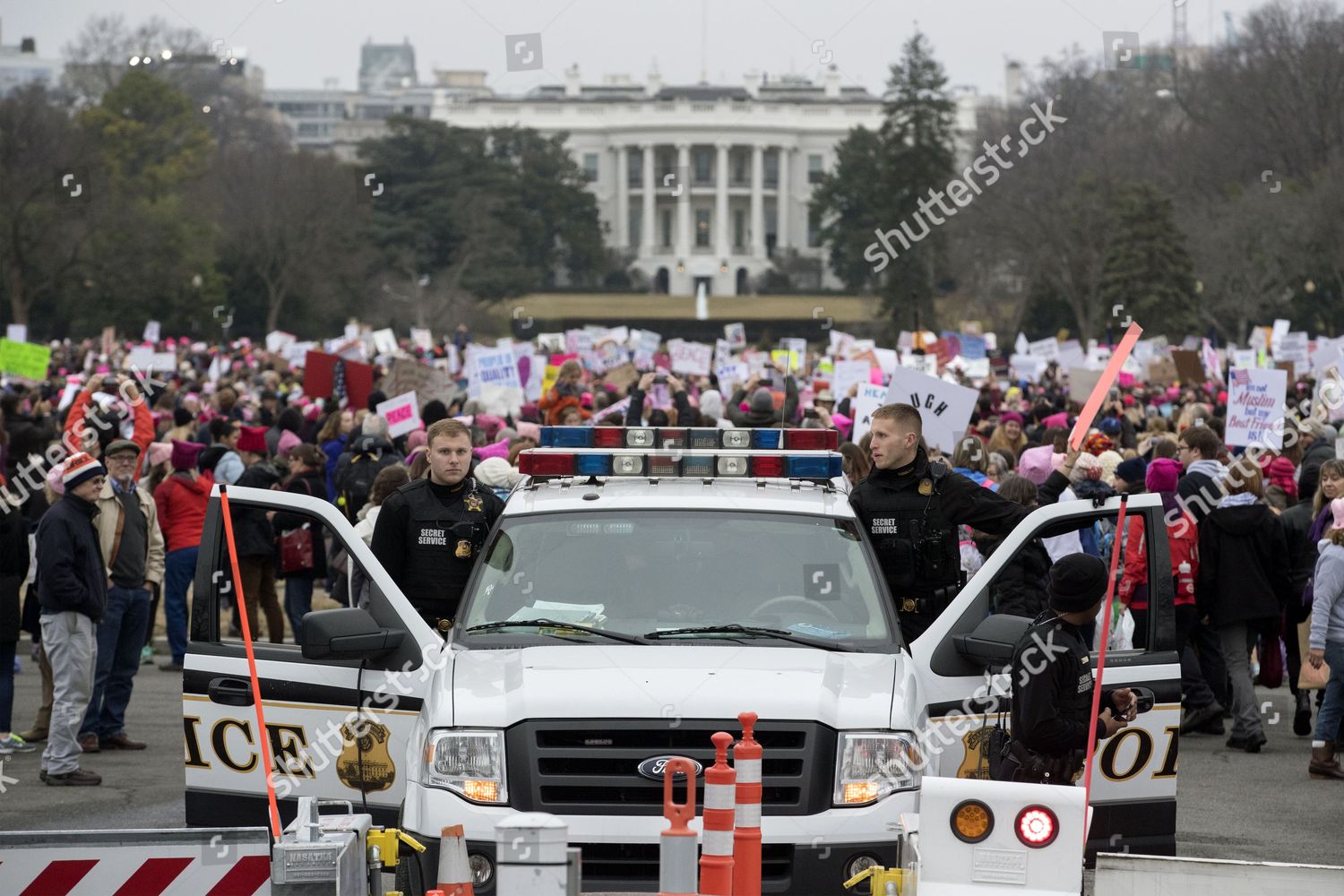 Us Secret Service Uniform Division Members Editorial Stock Photo ...