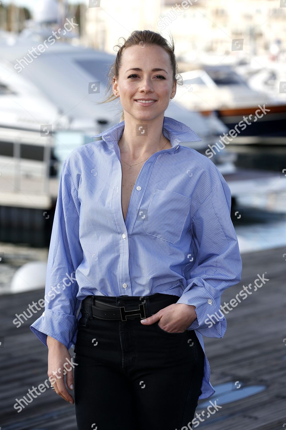 Canadian Actress Karine Vanasse Poses During Editorial Stock Photo ...