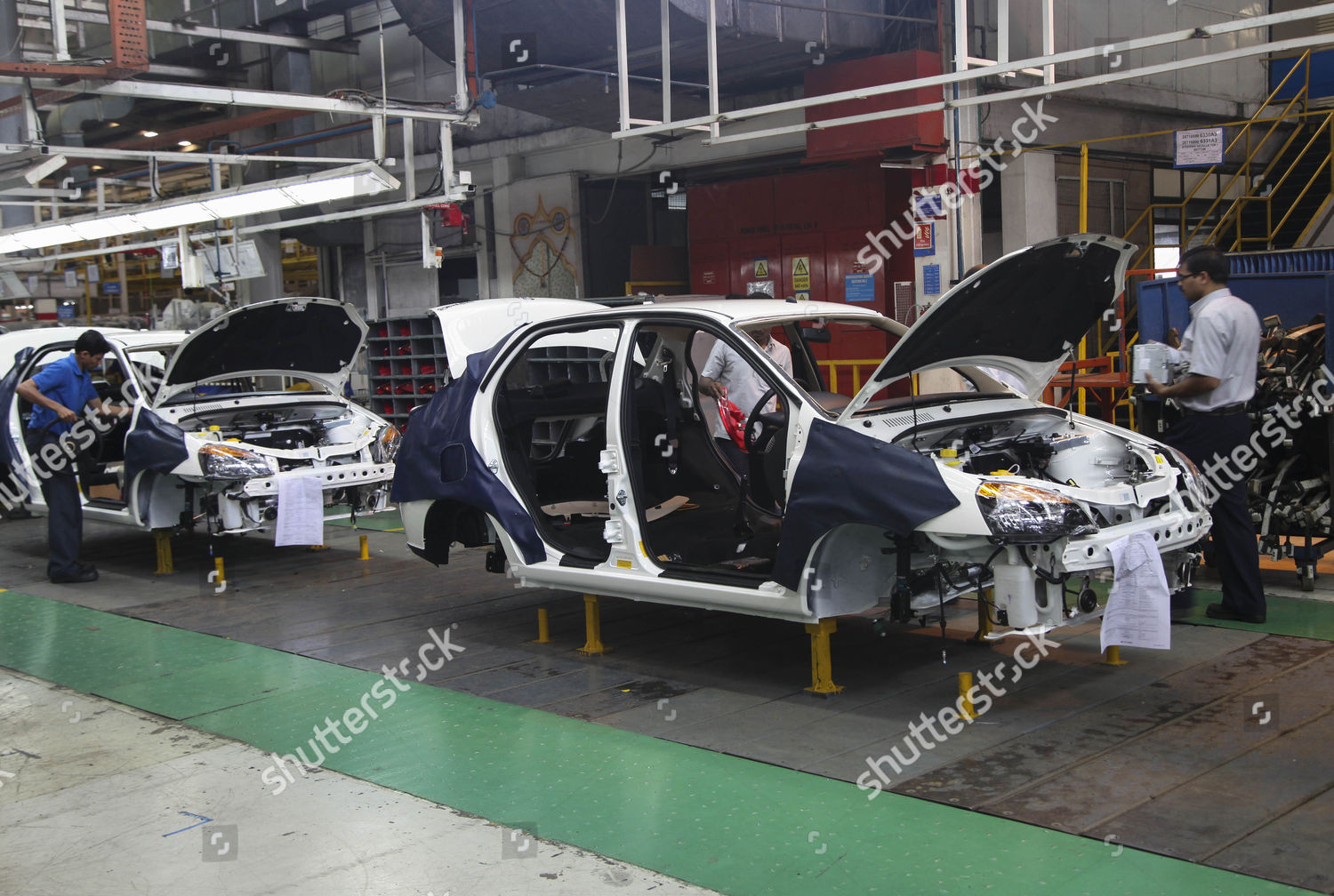 Indian Workers Work Manufacturing Unit Tata Editorial Stock Photo ...