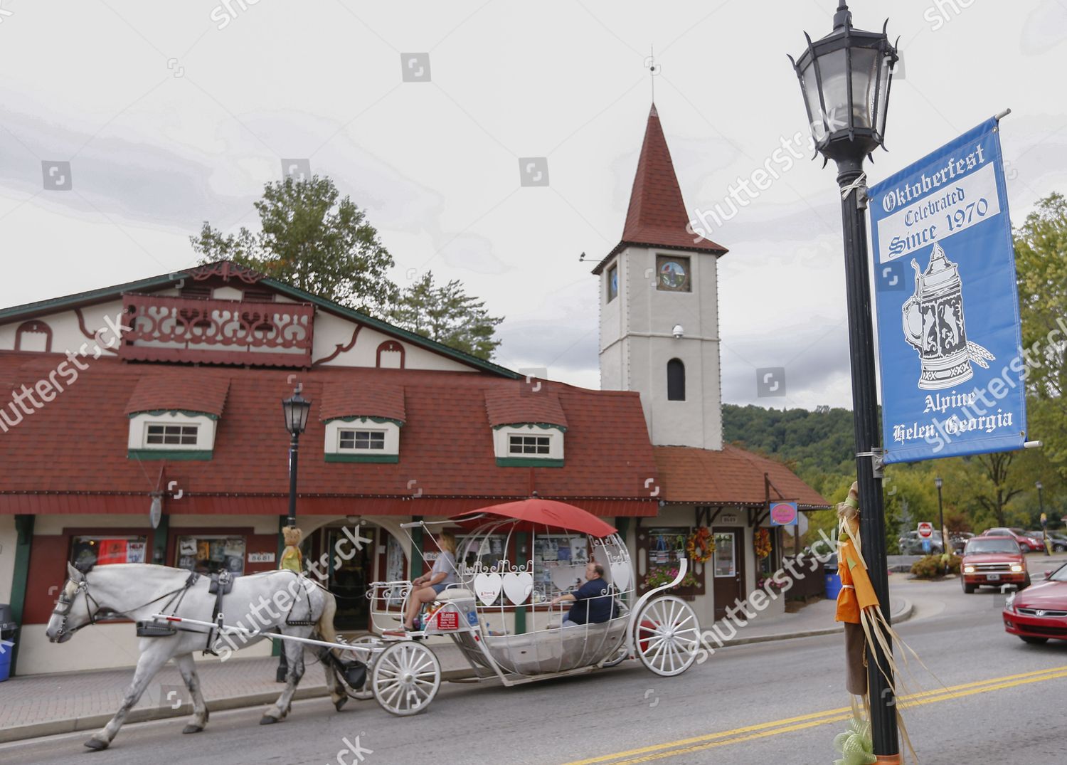 Horsedrawn Carriage Drives Downtown Tourist District Editorial Stock ...