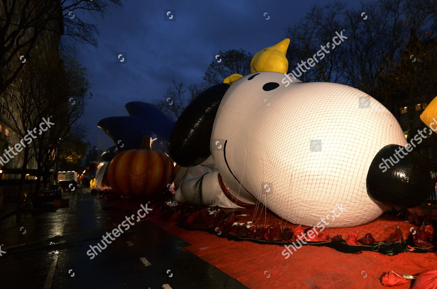 Snoppy Balloon Inflated Day Before Macys Editorial Stock Photo - Stock ...