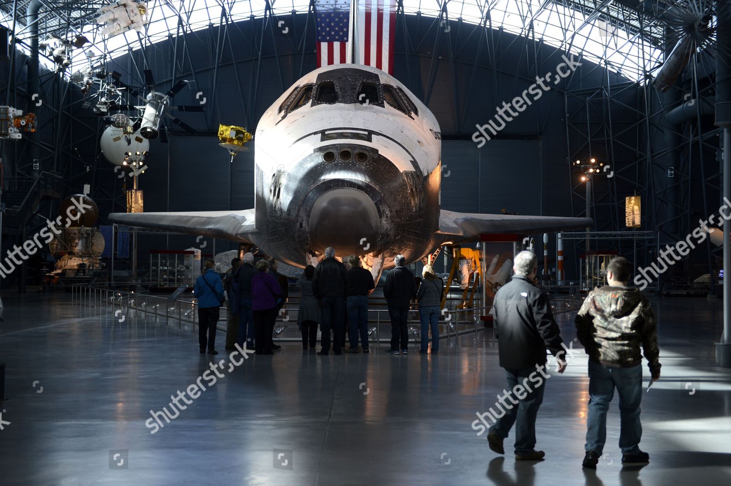 Space Shuttle Discovery On Display Smithsonian Editorial Stock Photo ...