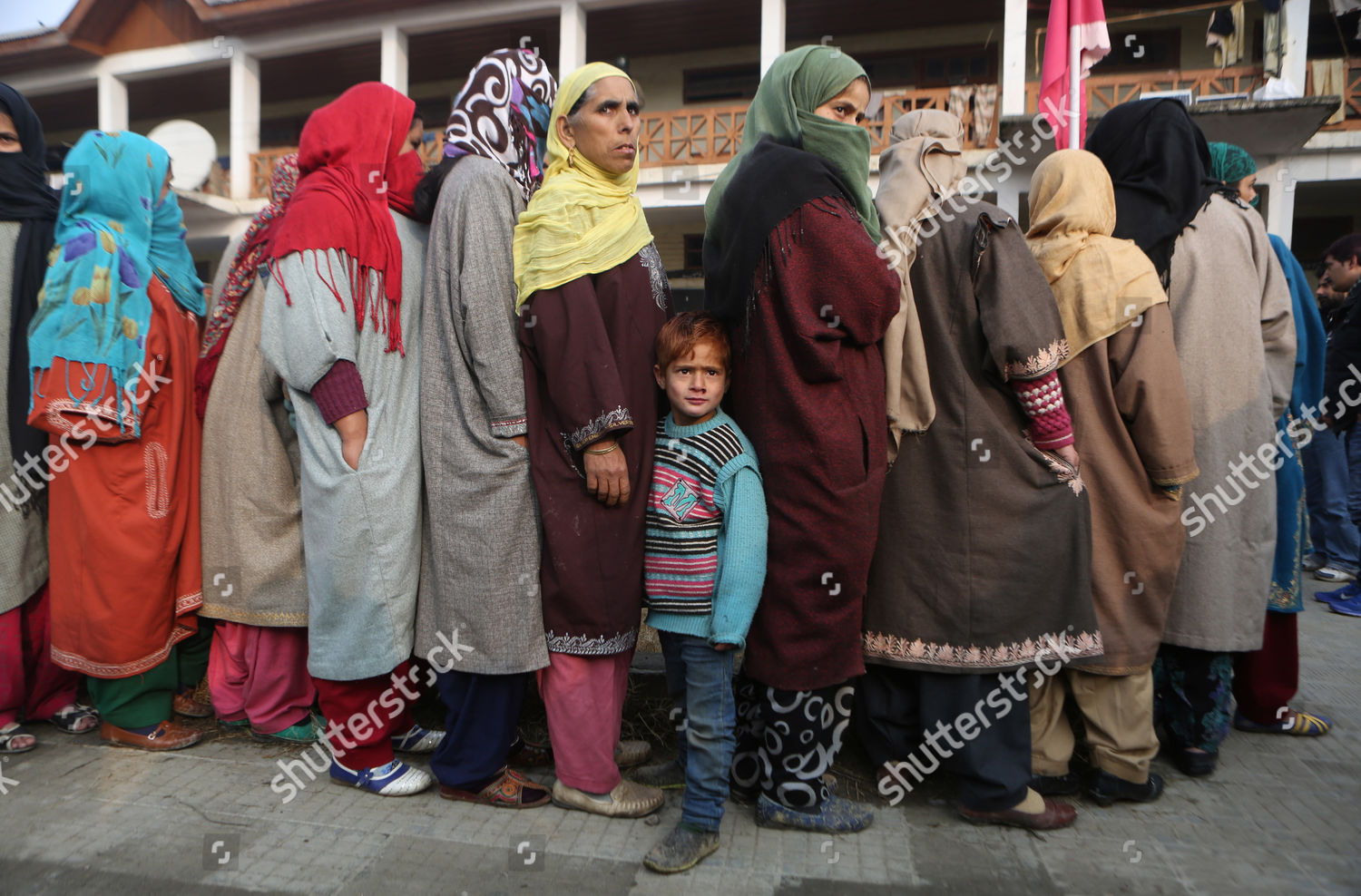 Kashmiri Female Villagers Wait Line Cast Editorial Stock Photo - Stock ...