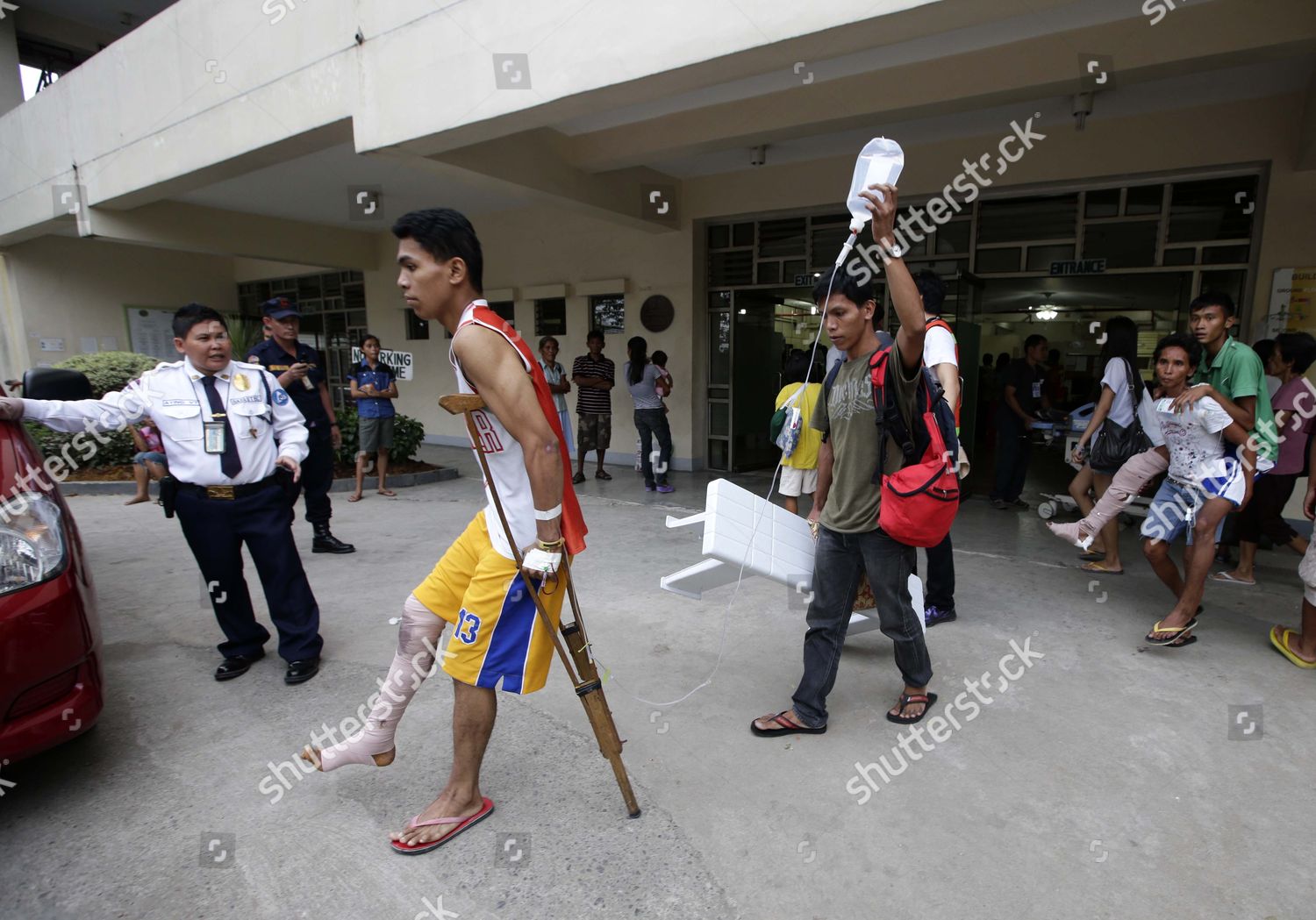 Filipino Injured Earthquake Victims Rush Outside Editorial Stock Photo ...