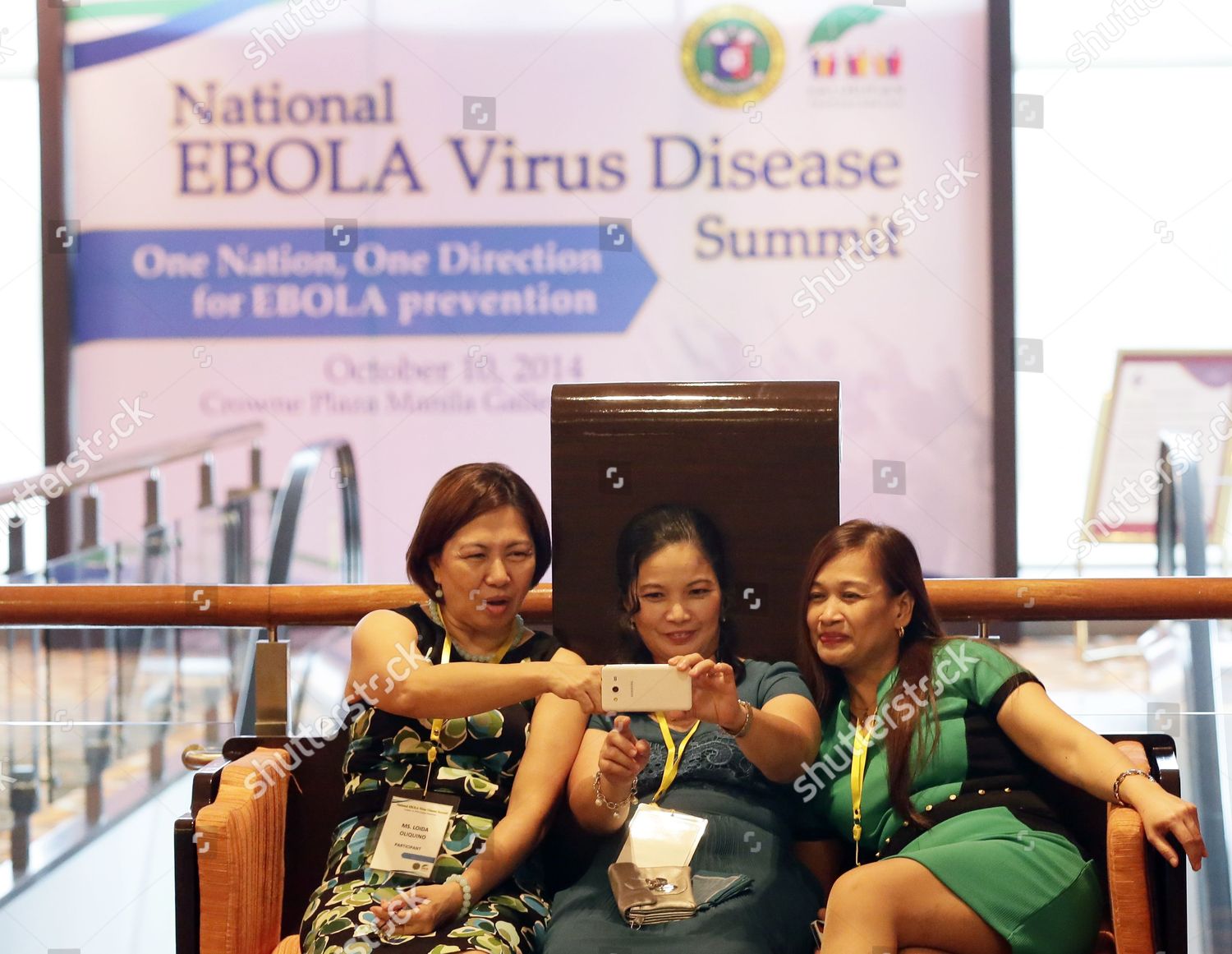 Filipino Participants Take Their Selfies During Editorial Stock Photo ...