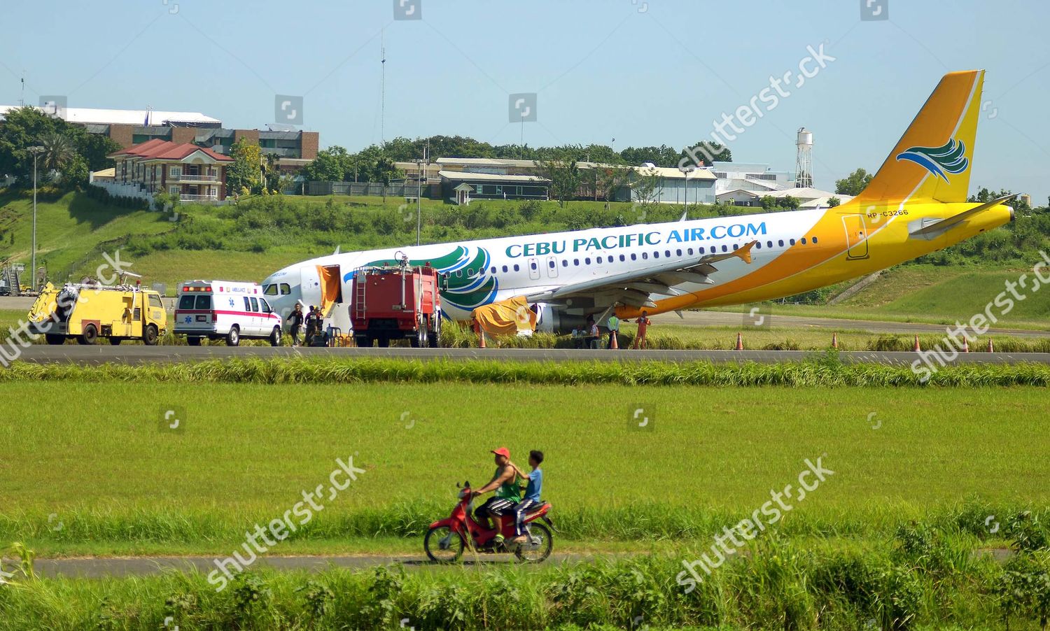Filipino Motorists Pass By Cebu Pacific Editorial Stock Photo - Stock ...