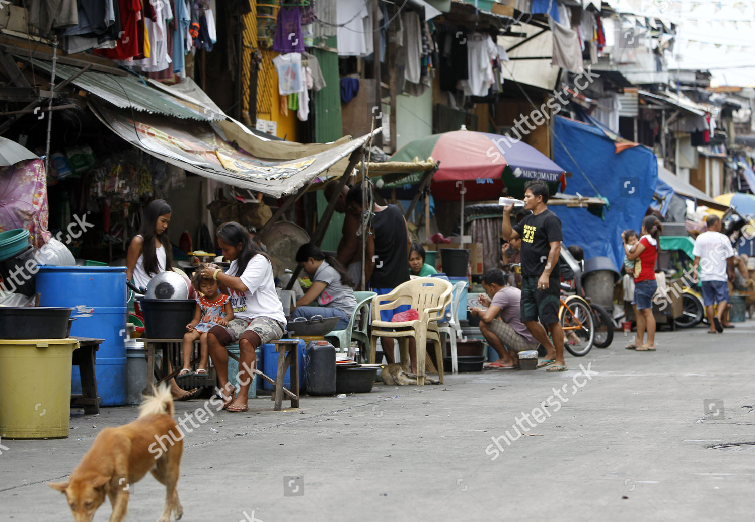 Filipino Residents Seen Shantytown Manila Philippines Editorial Stock ...