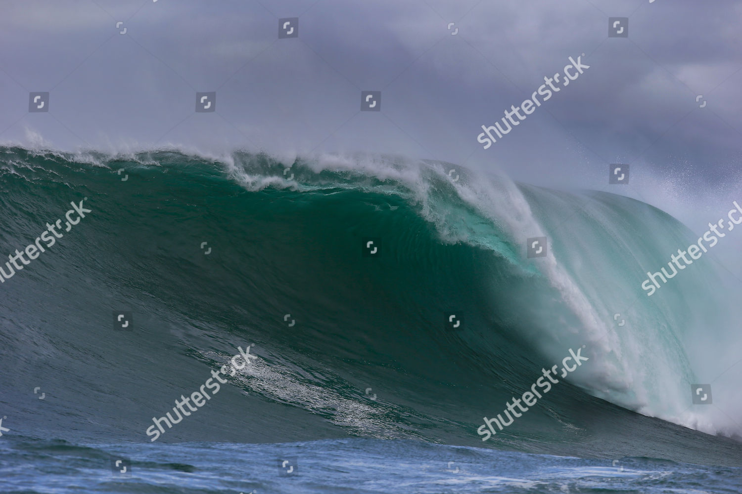 Wave Breaks Offshore Reef Know Dungeons Editorial Stock Photo - Stock ...