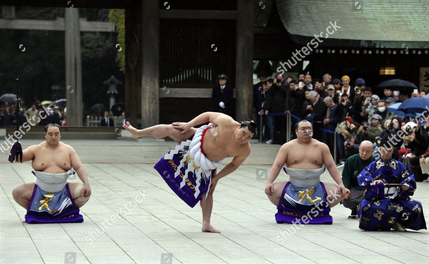 Yokozuna Grand Champion Sumo Wrestler Harumafuji Editorial Stock Photo ...