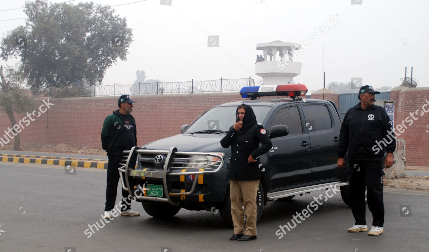 Pakistani Police Secure Central Prison Authorities Editorial Stock ...