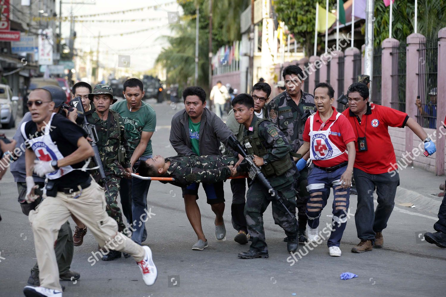 Filipino Soldiers Medics Carry Wounded Soldier Editorial Stock Photo ...