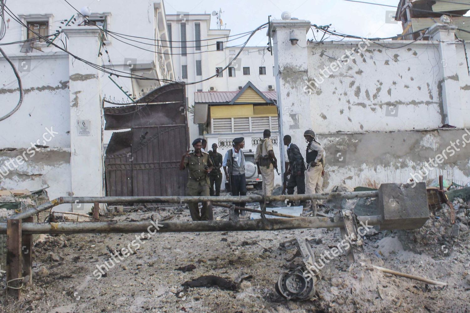 Somali Security Officers Stand Guard Scene Editorial Stock Photo ...