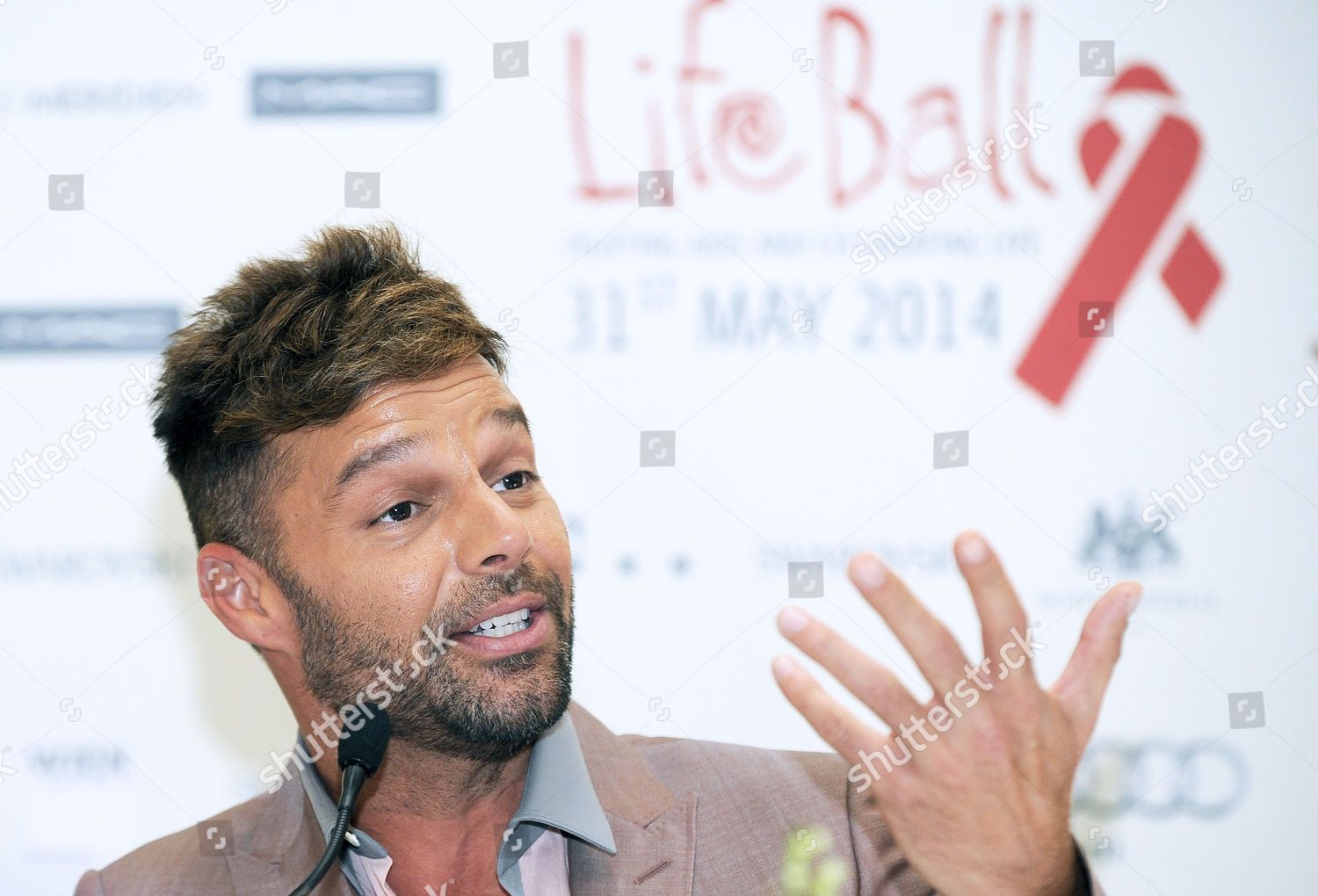 Puerto Rican Singer Ricky Martin Speaks Editorial Stock Photo - Stock ...