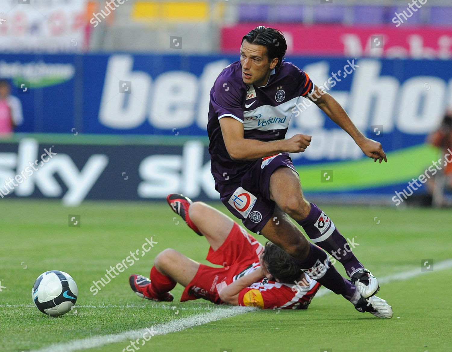 Milenko Acimovic R Austria Vienna Struggles Editorial Stock Photo ...