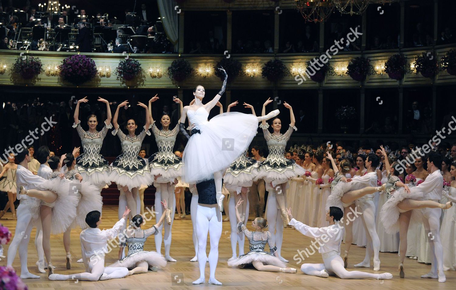Dancers Vienna State Opera Ballet Perform Editorial Stock Photo - Stock ...