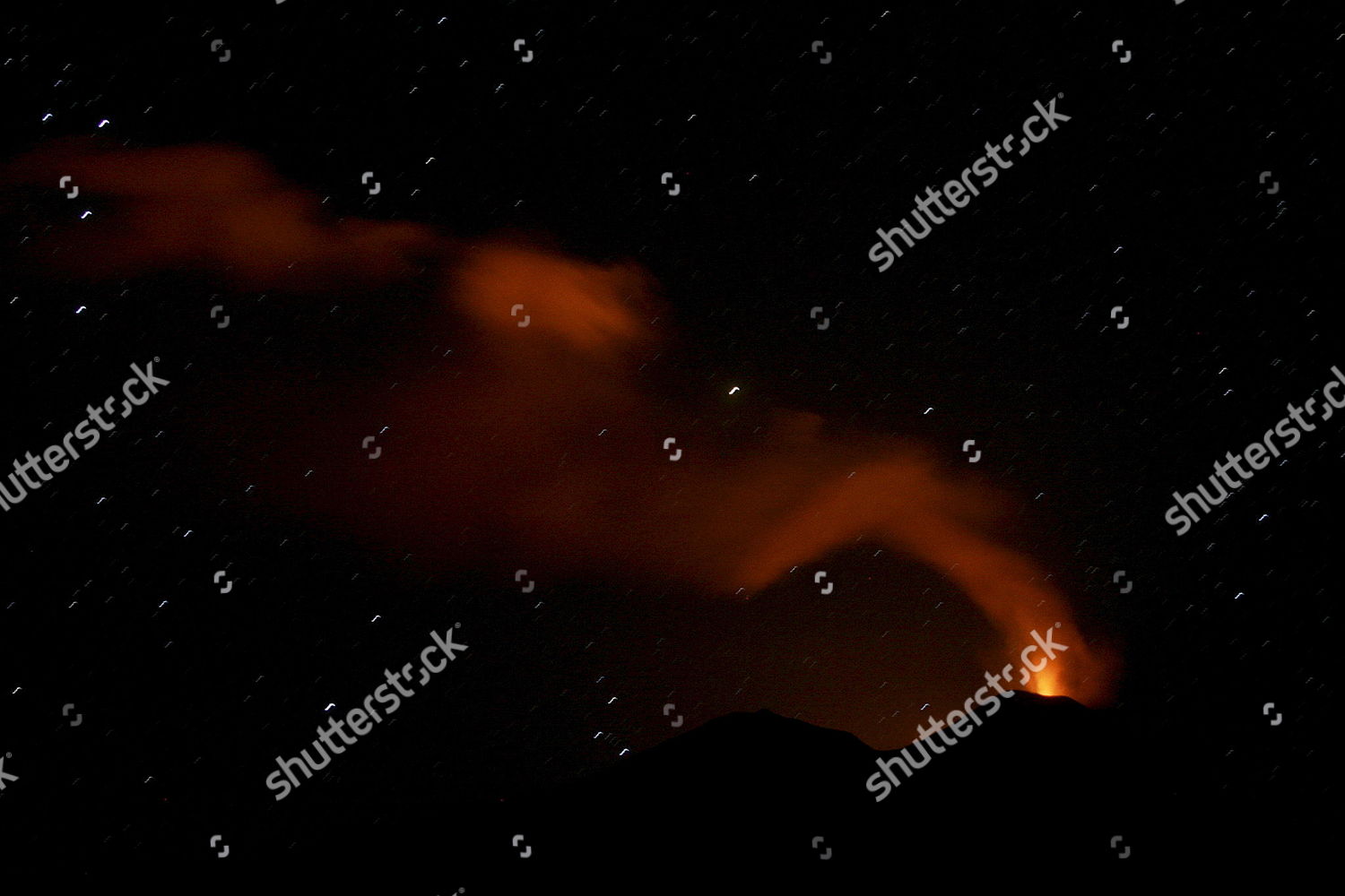 View Eruption Llaima Volcano 3 210 Editorial Stock Photo - Stock Image ...