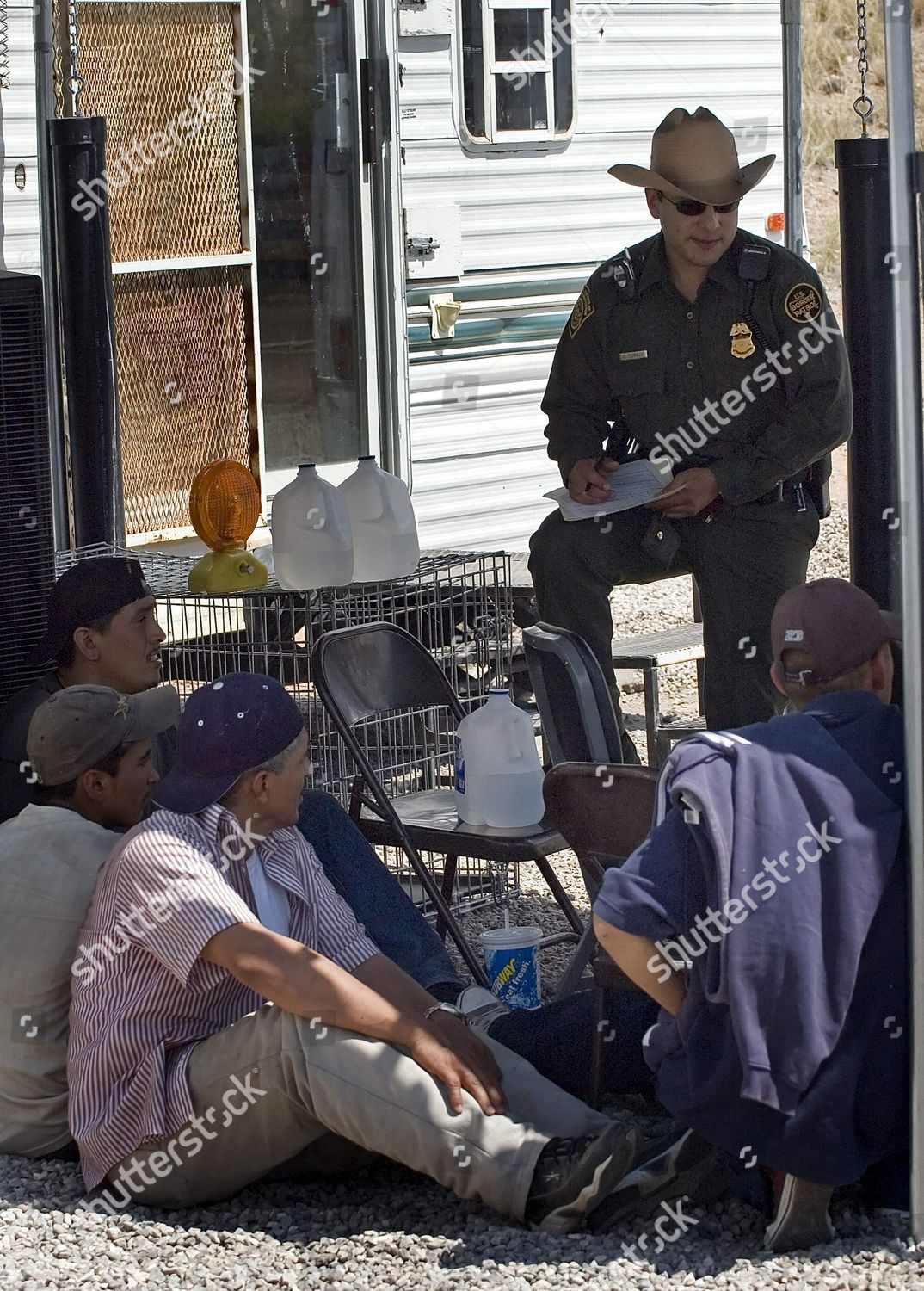 Agents Us Border Patrol Process Group Editorial Stock Photo - Stock ...