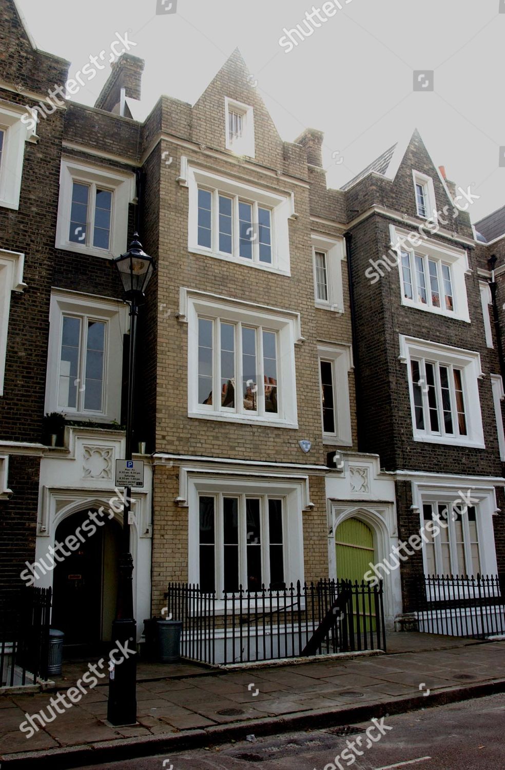 47 Lonsdale Square Islington North London Editorial Stock Photo - Stock ...