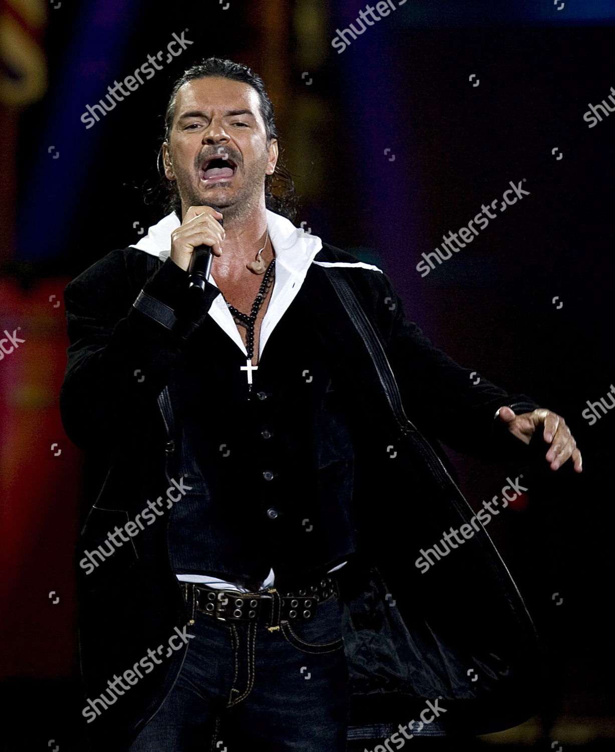 Guatemalan Singer Ricardo Arjona Performs During Editorial Stock Photo ...