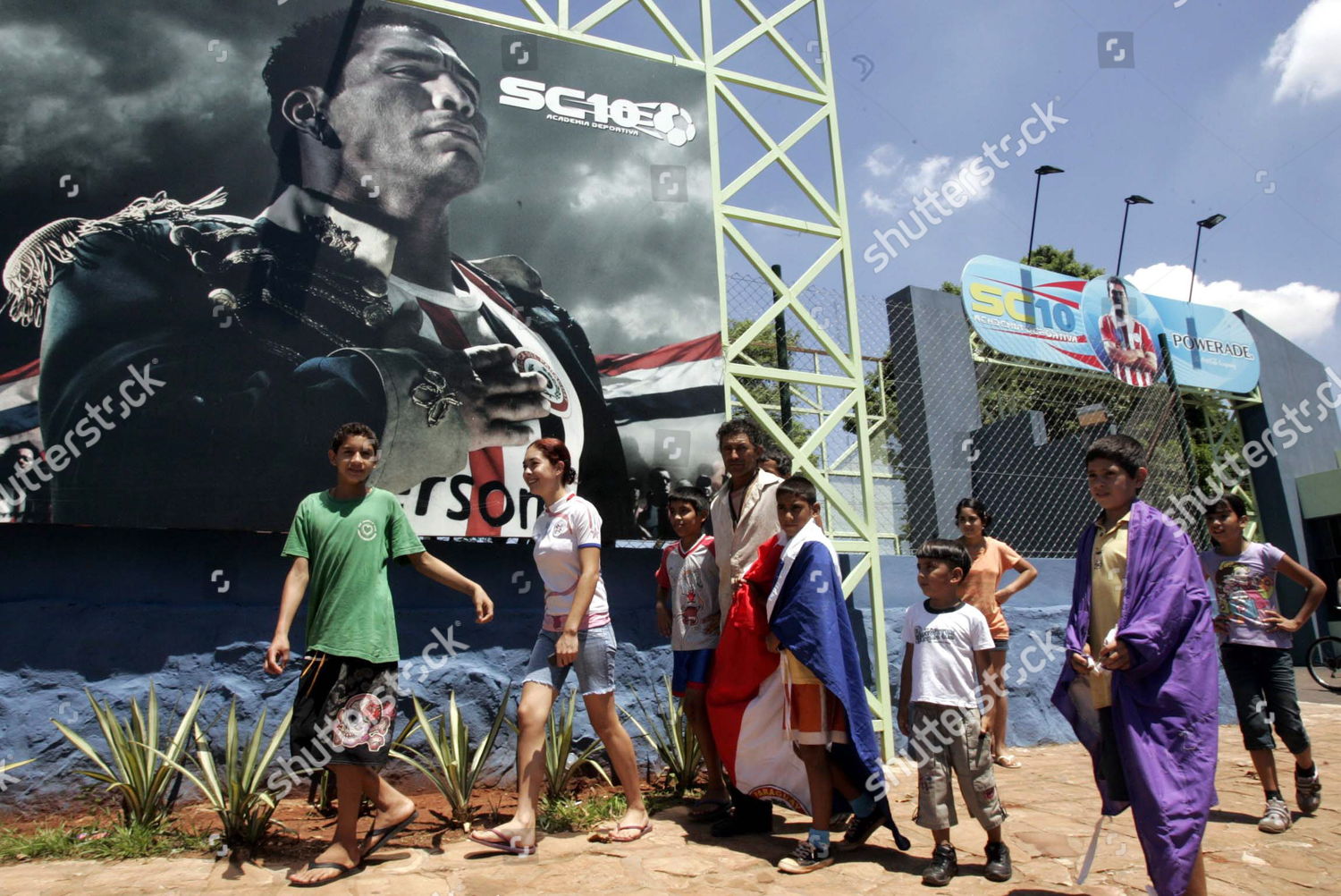 Paraguayan Family Arrives Held Prayers Their Editorial Stock Photo ...
